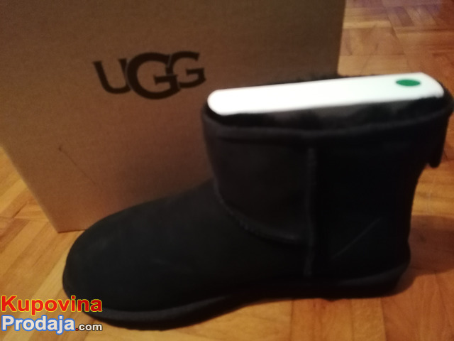 UGG nove sunjalice