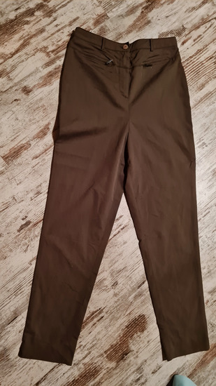 Duboke maslinaste pantalone