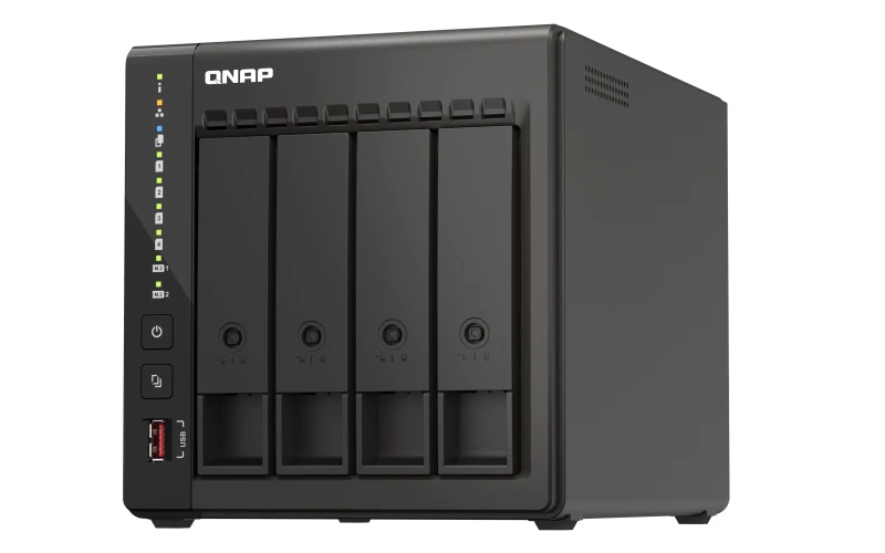 Qnap TS-453E-8G nas uređaj