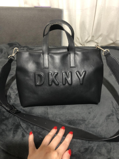 Snizena DKNY torba