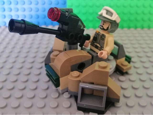 LEGO STAR WARS / REBEL TROOPER with TURRET