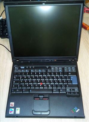Laptop (95) IBM ThinkPad R52 (type1847)