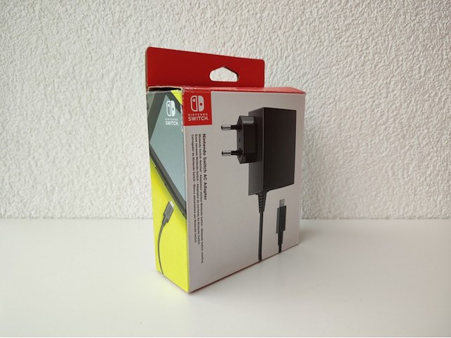 Nintendo Switch AC adapter - original
