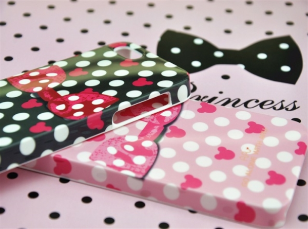 Maska Love iPhone 4/4S pink ribbon