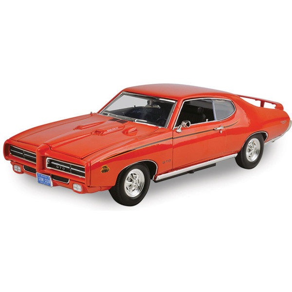 Metalni auto PONTIAC GTO, 1:18, Motormax
