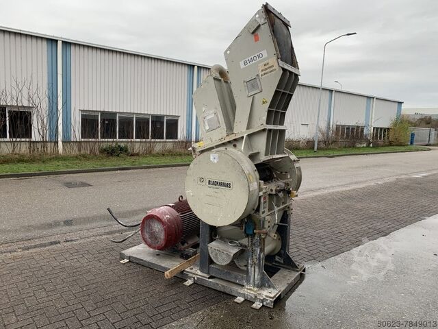 Gumeni granulator
Blackfriar ltd 525BG