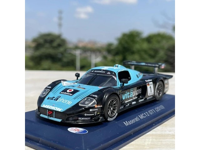 1:43 Maserati MC12 GT1 (2010)