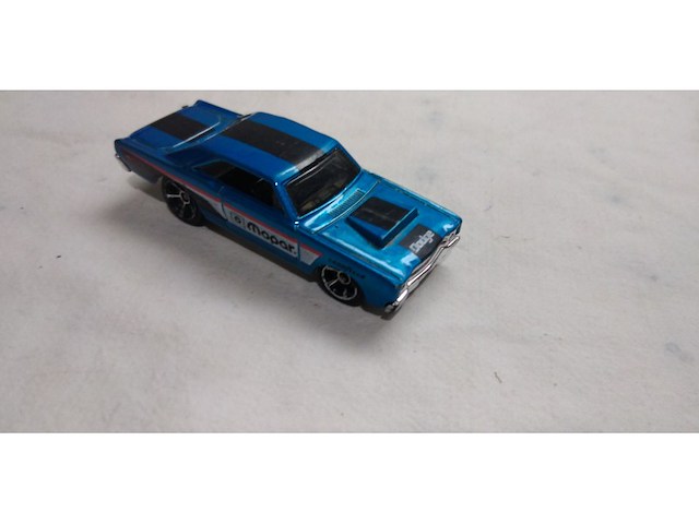 Hot Wheels Dodge Dart,oko 1:56,Malaysia