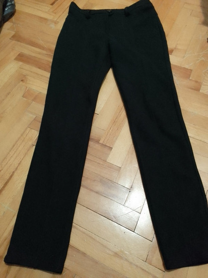 Crne pantalone