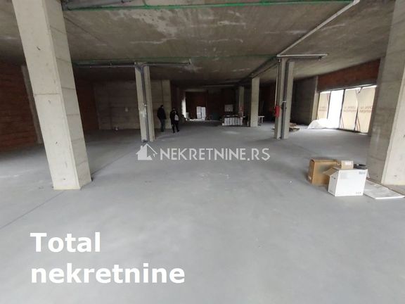 LOKAL SREMSKA KAMENICA, 280420€