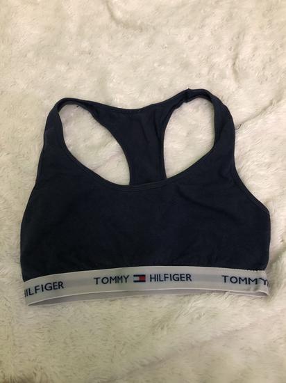 Tommy Hilfiger top s