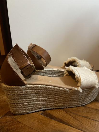 Espadrile