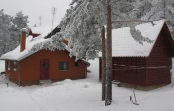 Divčibare apartmani st Marko( na google mape). Apartmani izdavanje. Smeštaj je kategorisan sa tri i četiri zvezdice, nalazi se na divnom mestu…nalazi se na pet minuta do centra, ima lep prilaz kuć...