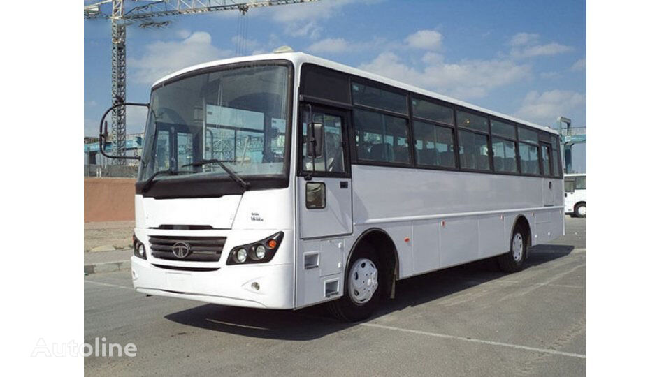 Novi Tata 1618 prigradski autobus