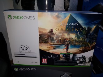 Xbox One konzola od 1tb igrom Assasssins Creed Origins