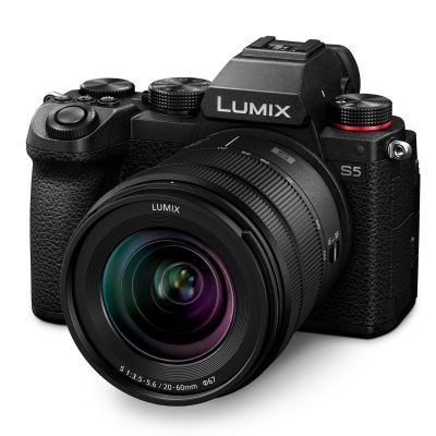 Panasonic S5 + 20-60mm 3.5-5.6