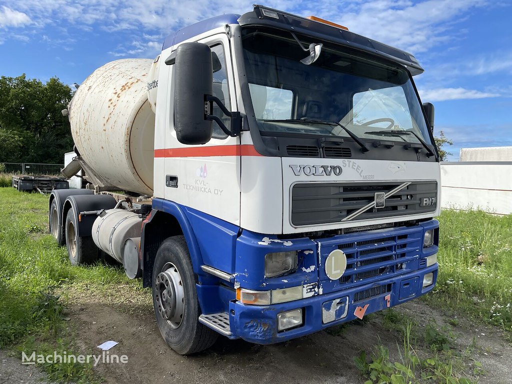 Stetter na šasiji Volvo FM kamion s mešalicom za beton