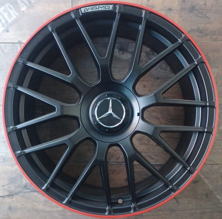 Mercedes 8×19 5/112 ET40 /19×8,5 5/112 ET40