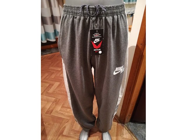 Nova muska pamucna trenerka Nike Siva Ranfla 2XL