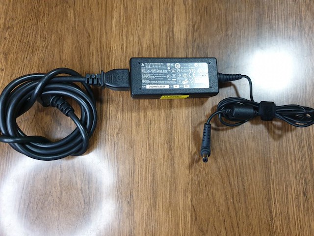 Adapter ADP-30JH B 19V - 1.58A