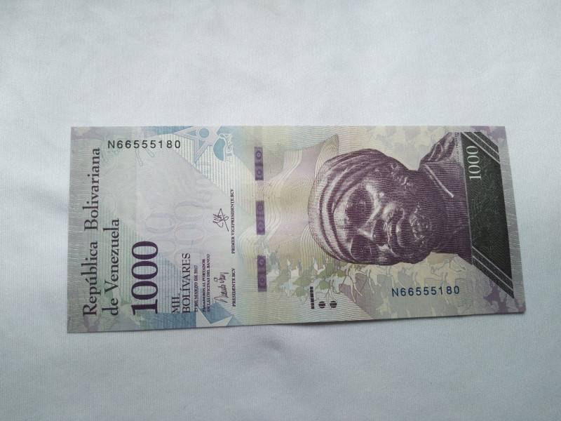 Venecuela 1.000 bolivara,2017 UNC