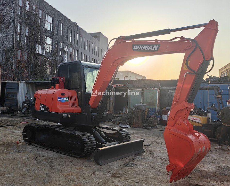 Doosan DX60 mini bager