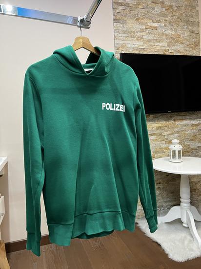 Polizei duks vetements