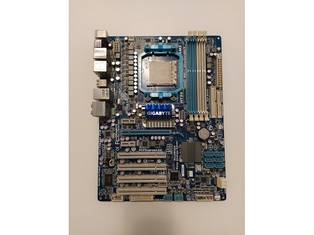 Gigabyte GA-770TA-UD3