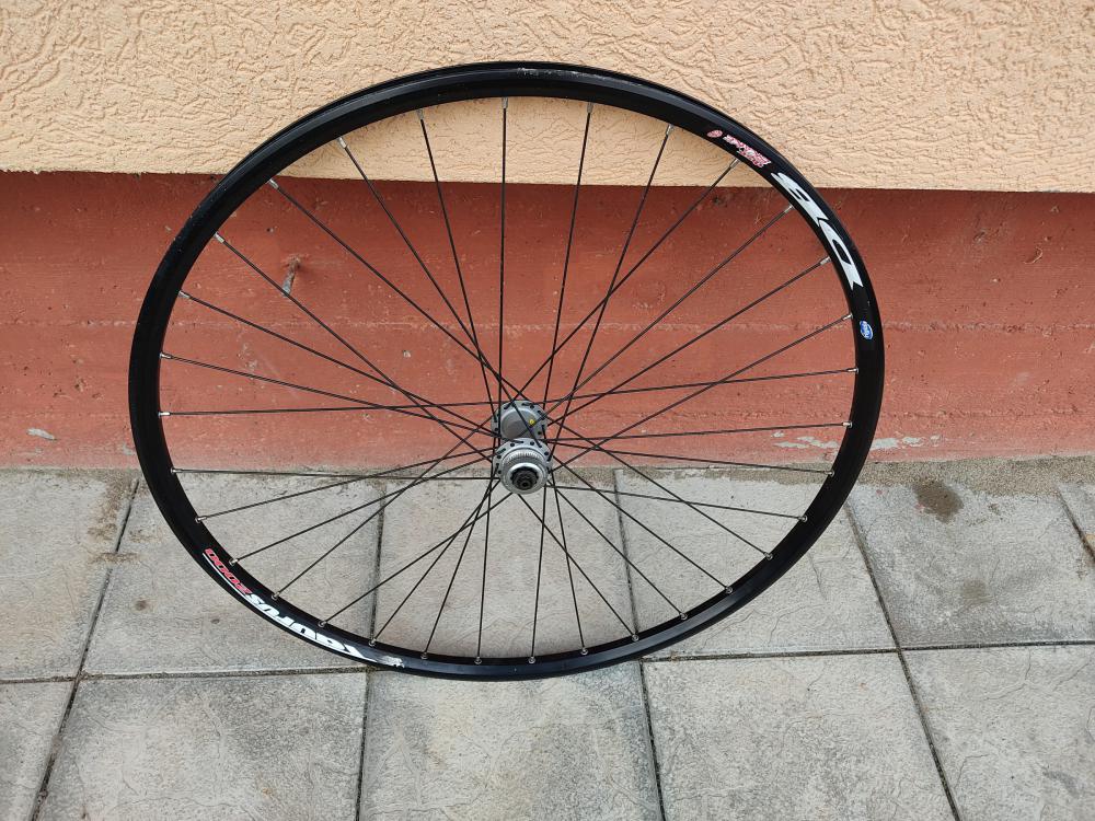 Prednji tocak 28'' Taurus Deore LX