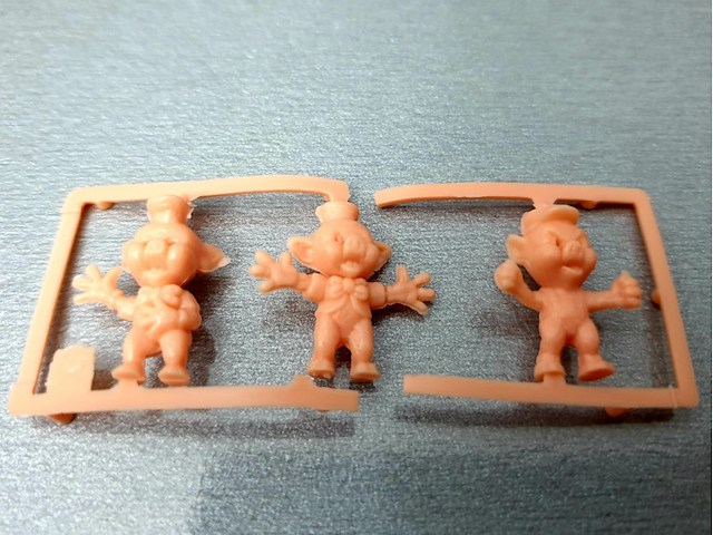 Kinder figurice - Tri Praseta - REDJE