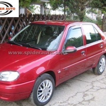 Citroen Saxo 1996-2004 model sa 5 vrata prednji bočni vetrobrani