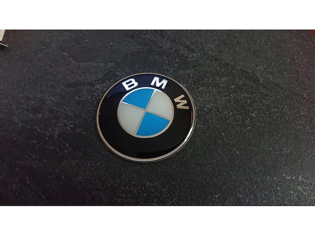 NOVO BMW stiker precnika 66mm (centralni deo znaka 74mm