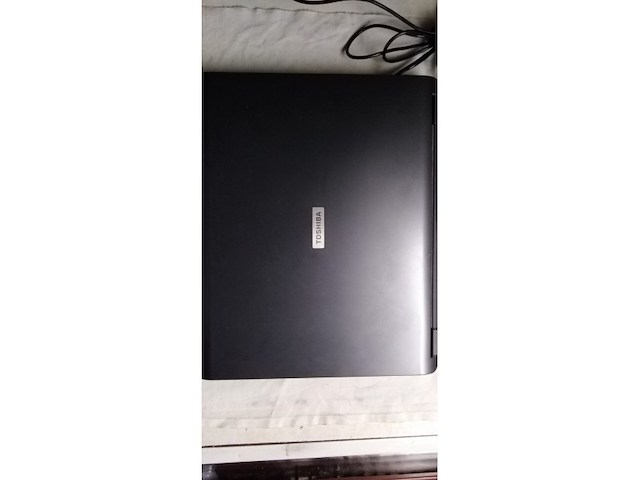 Lap top Toshiba T PRO- L 100 ekran  dijagonala 15,1 inc