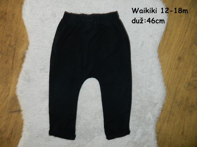 Waikiki pantalone/trenerka 12-18 M-kao NOVE