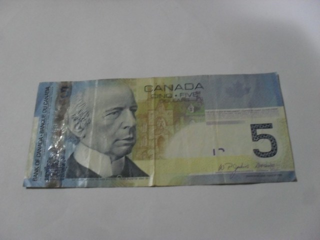 5 DOLLARS CANADA 2006.