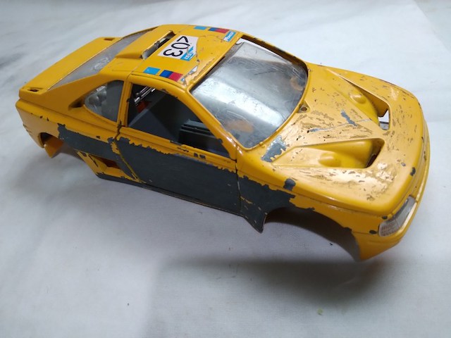 Burago Peugeot 405 Turbo 16, 1:24 Italy za delove