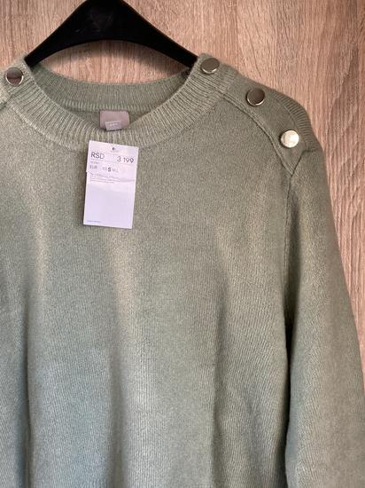 NOVO H&M džemper