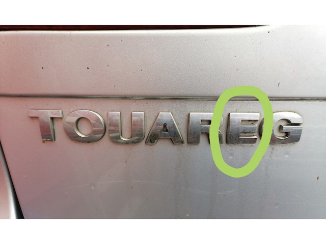 Slovo (E) za gepek vrata Volkswagen Touareg 7L