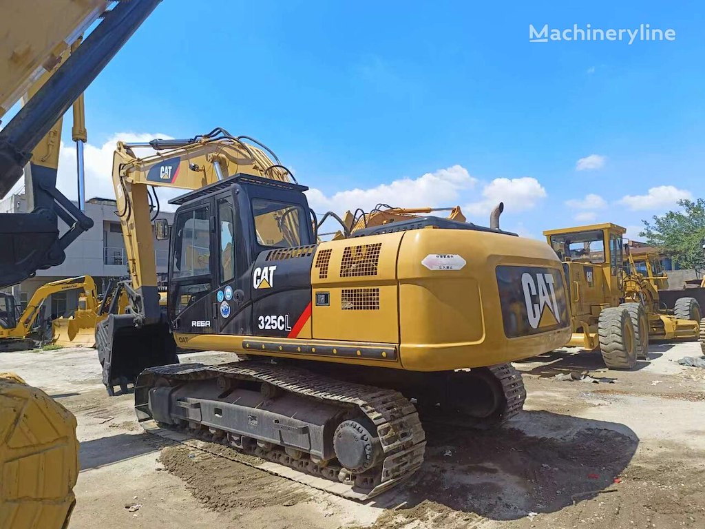 Caterpillar 325C bager guseničar