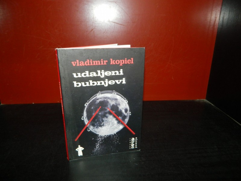 Udaljeni bubnjevi, Vladimir Kopicl