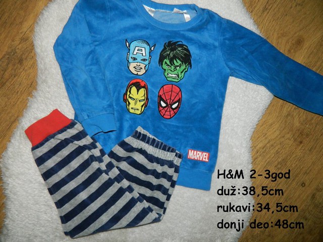 H&;M/Marvel plišana pidžama 2-3 god