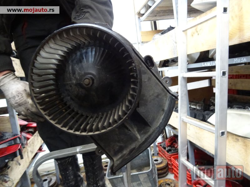 Fiat Ulysse ventilator u kabini