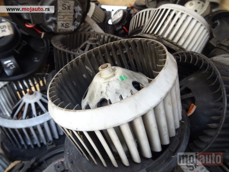 Alfa Romeo 147 ventilator u kabini