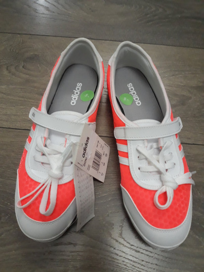 NOVE ADIDAS patika/baletanka