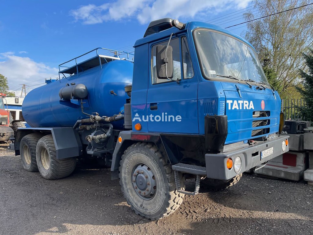 Tatra 815 autocisterna