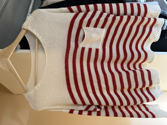 Esprit dzemper nov