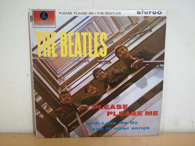 The Beatles : Please Please Me