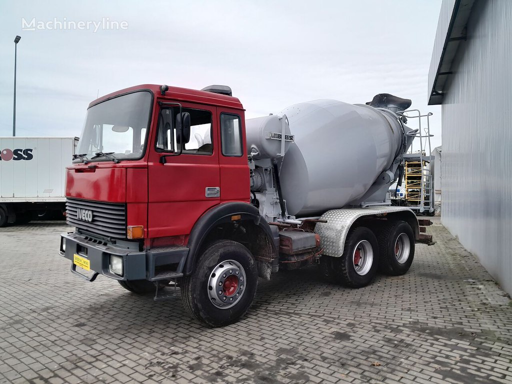 Liebherr na šasiji IVECO MAGIRUS 260 30 kamion s mešalicom za beton