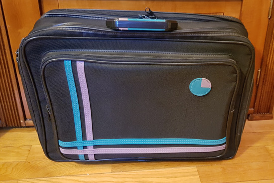 Manji putni mekani kofer