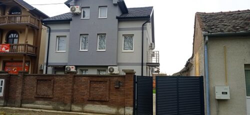 Stambeni objekat sa 7 stanova,glavna ulica Sremska Mitrovica